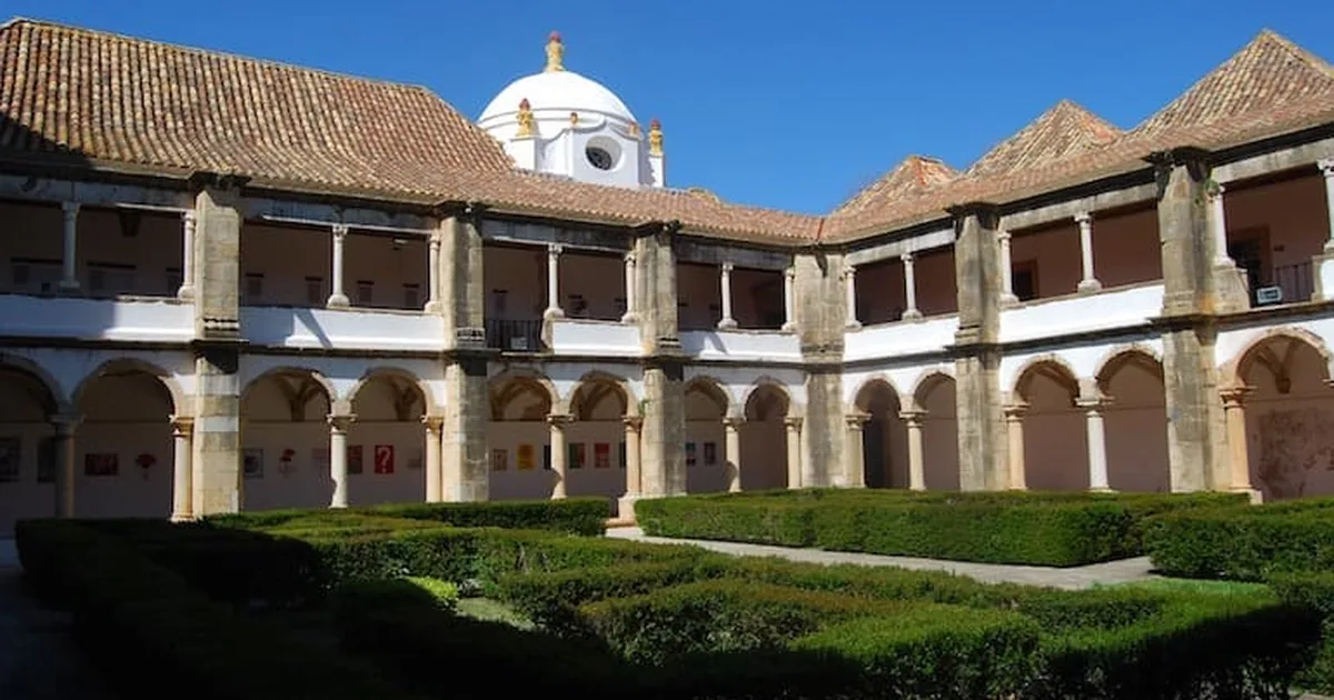 What to See at Faro Museum | Highlights and Rooms